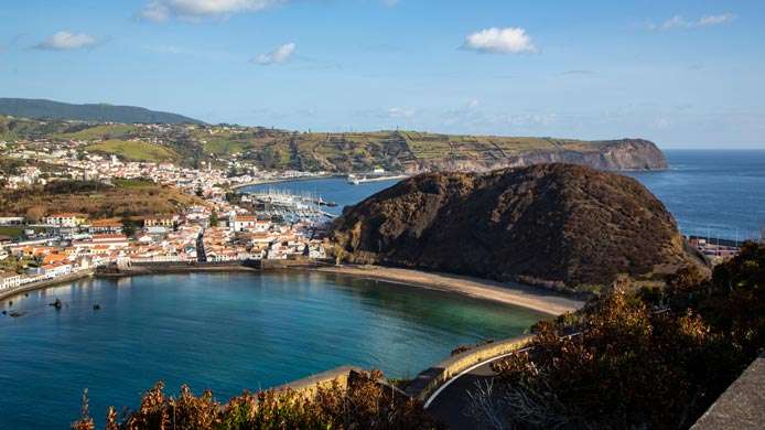Las 15 playas más bonitas de las Islas Azores | Costa Cruceros
