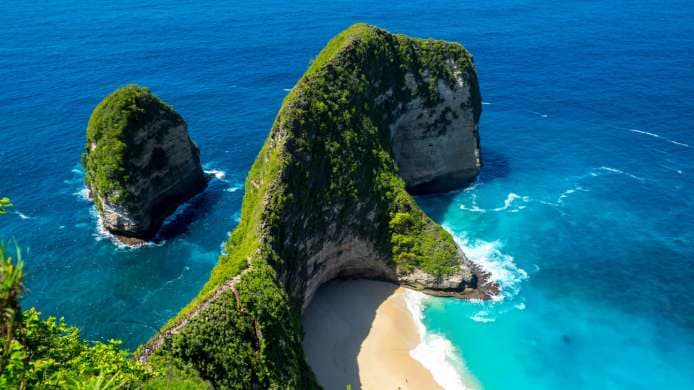 Las 17 playas más bonitas de Indonesia | Costa Cruceros