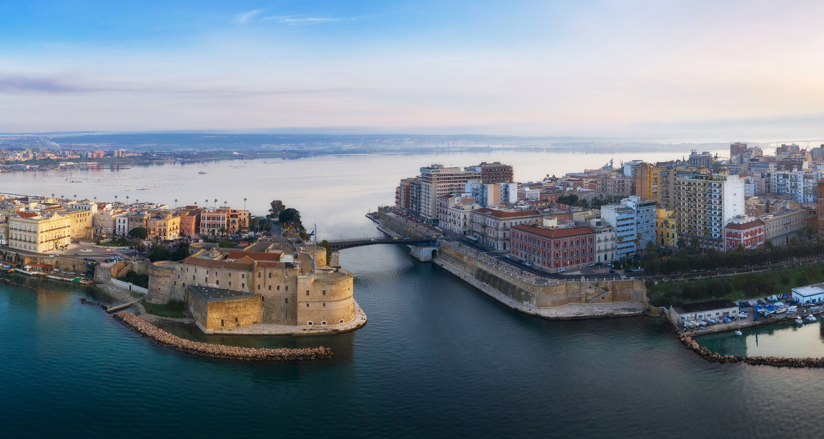 Excursiones y vistas guidas viajando en crucero por Taranto | Costa ...